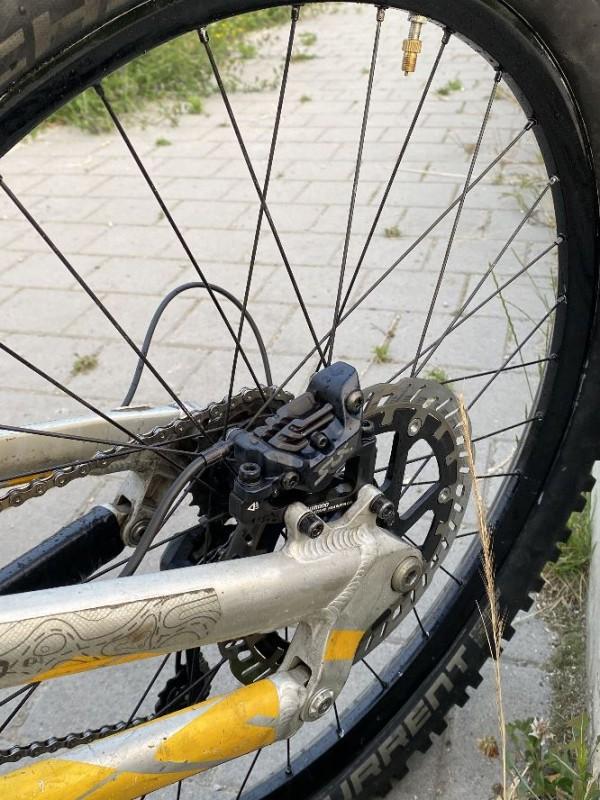 Bicikl YT TUES 27.5 M - Downhill Enduro MTB - Cikloberza Mali Oglasi ...