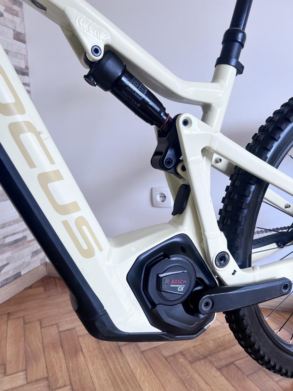 Focus Thron 2 Bosch Smart 750Wh Kompletan - Cikloberza Mali Oglasi ...